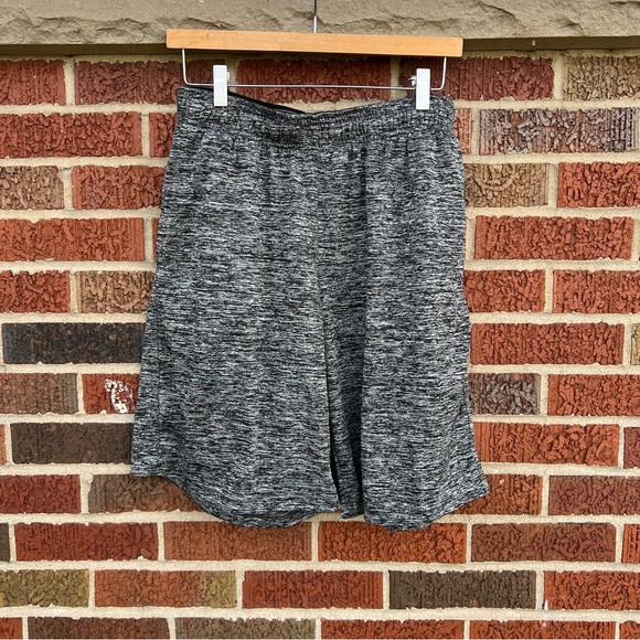 90 Degree By Reflex | Shorts | 9 Degree Black And Gray Heather ...